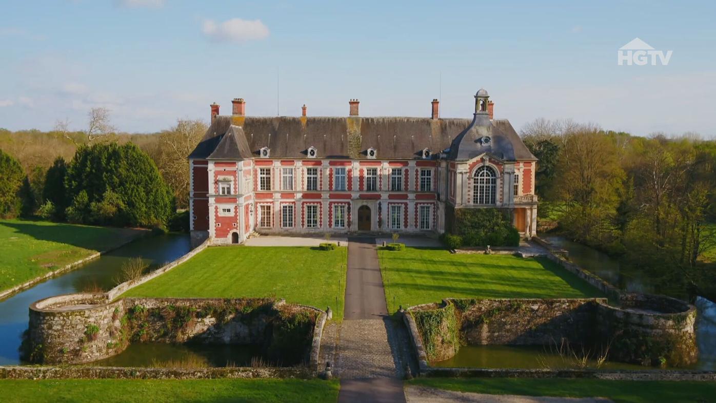 The host of Castle Impossible surprised fans by revealing the show's ...