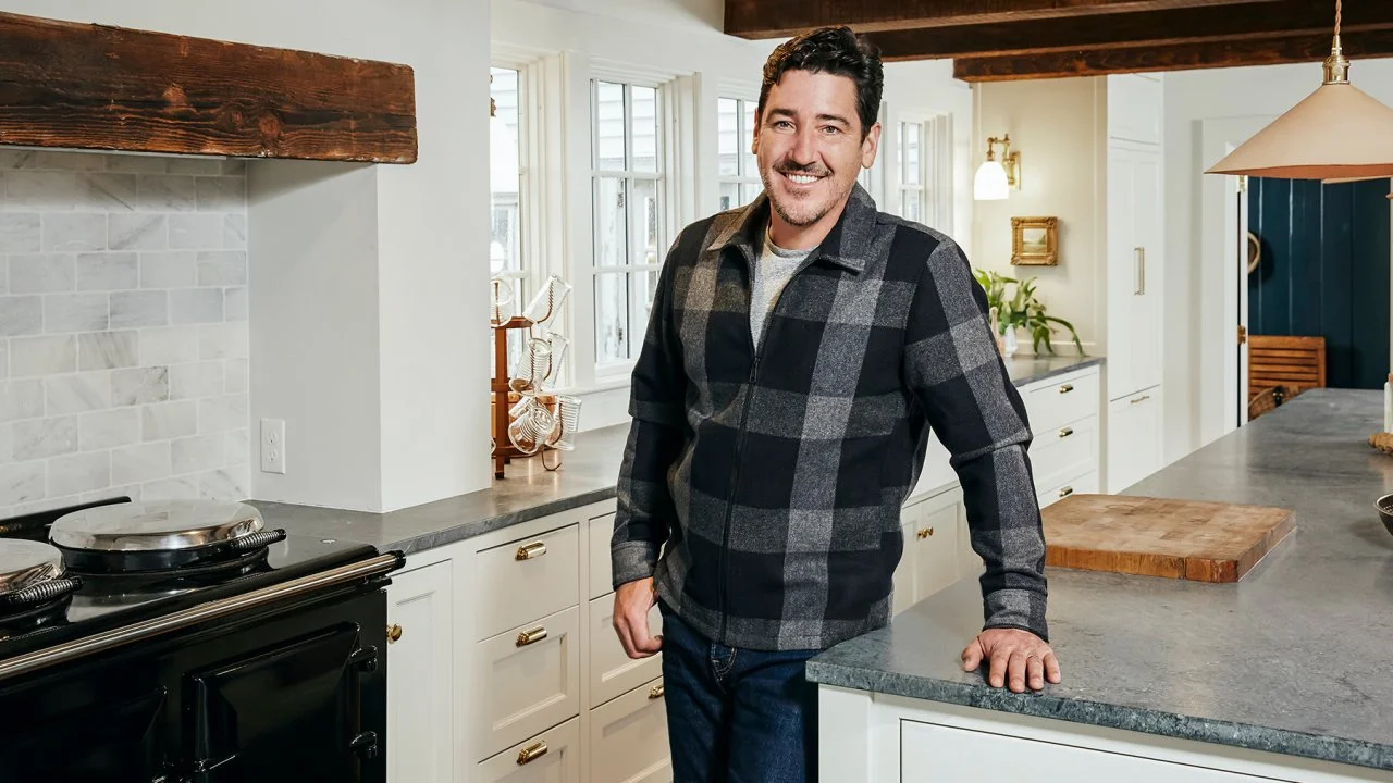 Jonathan Knight shocked fans by announcing that he will not be coming ...