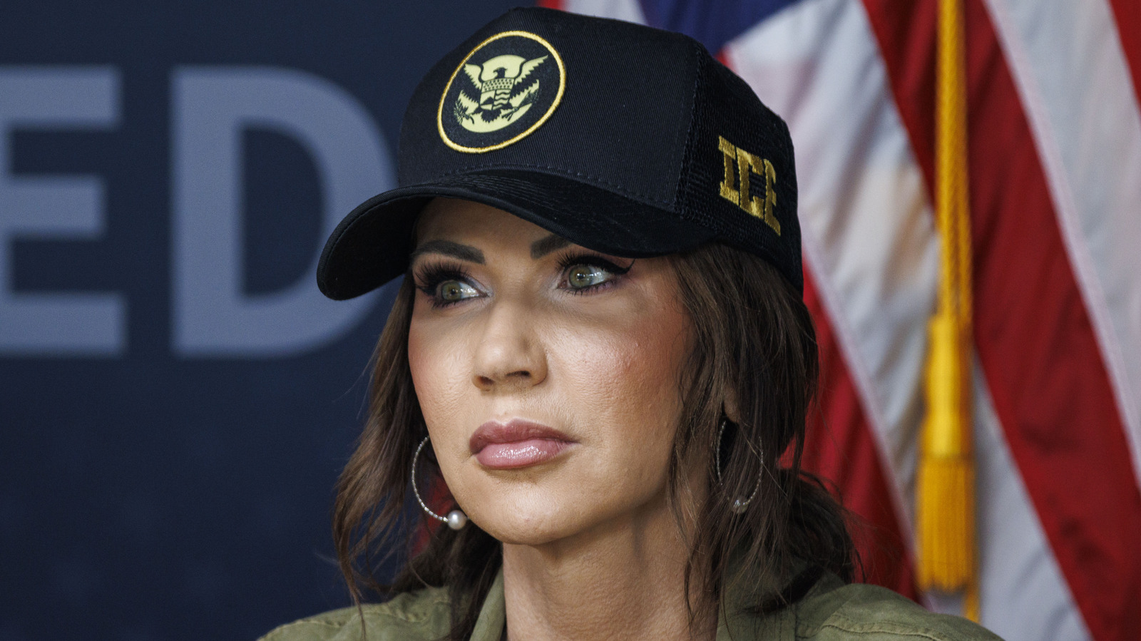 Bryon Noem subtly confirmed their divorce, and the official documents ...