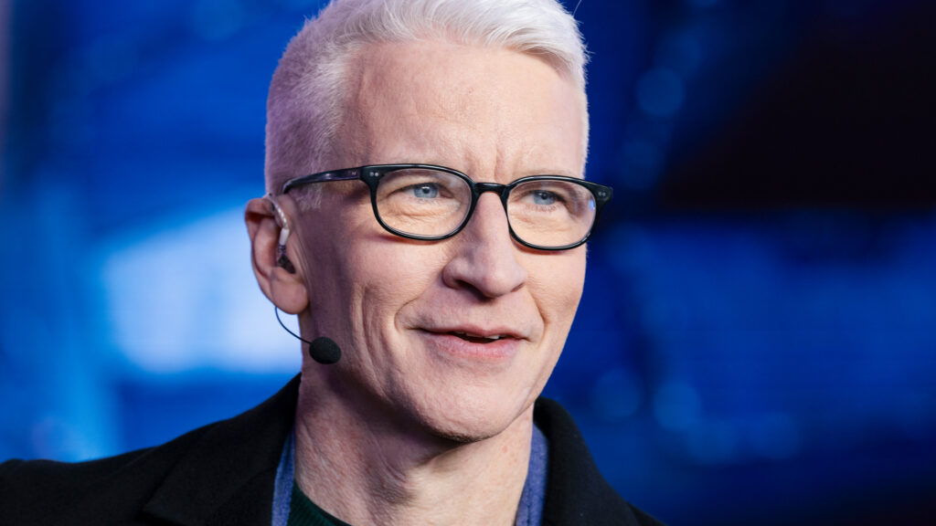 Anderson Cooper has surprised audiences by revealing his departure from ...