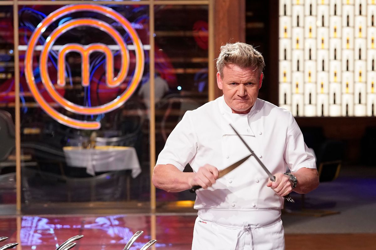 SHOCKING! MasterChef judge Aarón Sánchez has revealed that Gordon ...